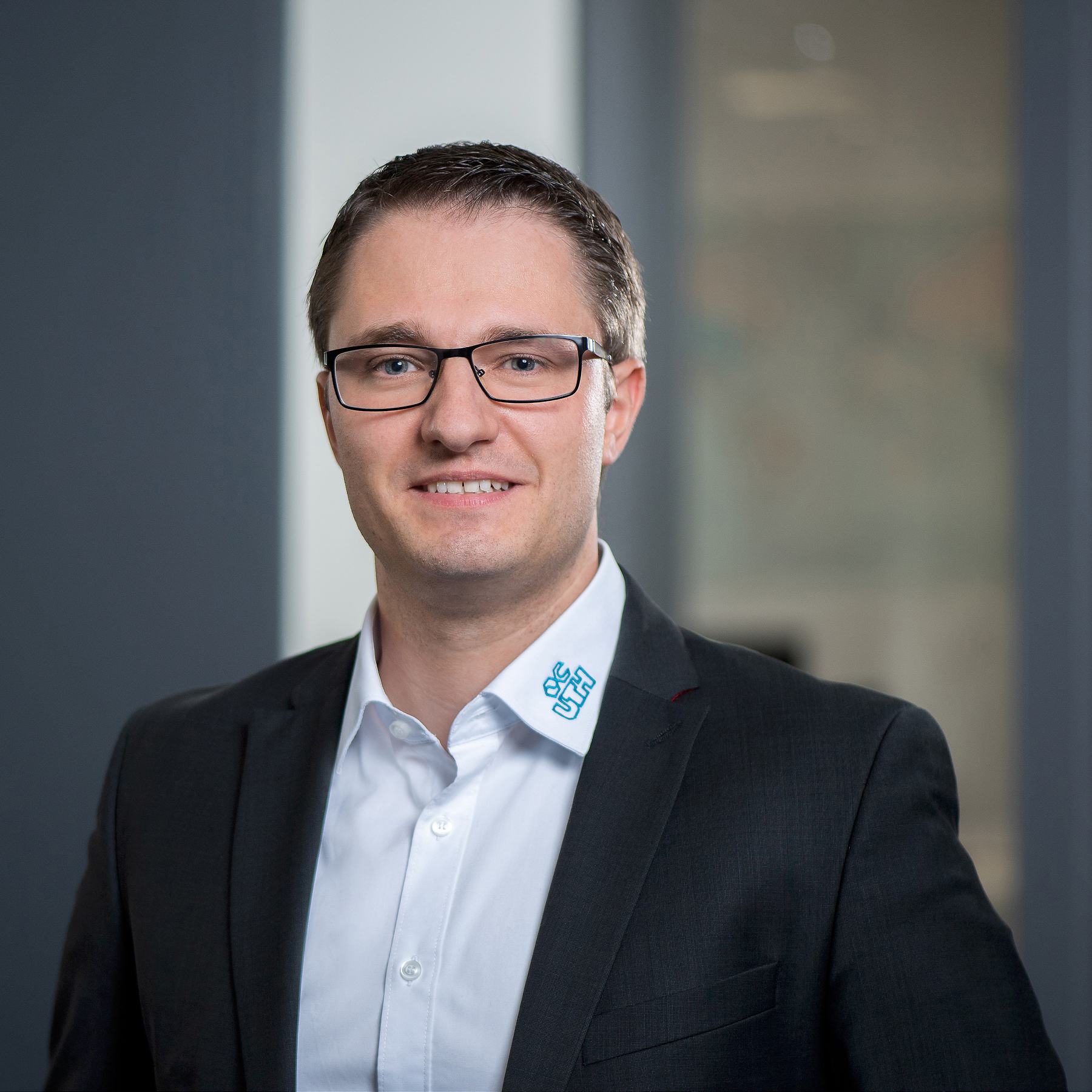Ansprechpartner - UTH GmbH – Die kautschukfreundliche Lösung